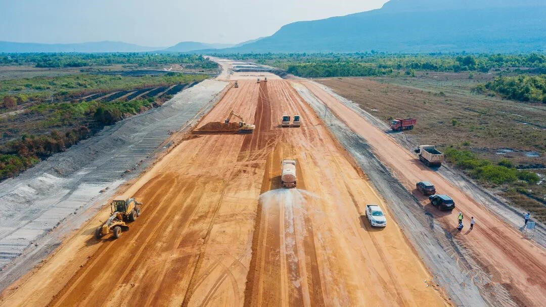 The construction of Jingang Expressway is in full swing--Seetao