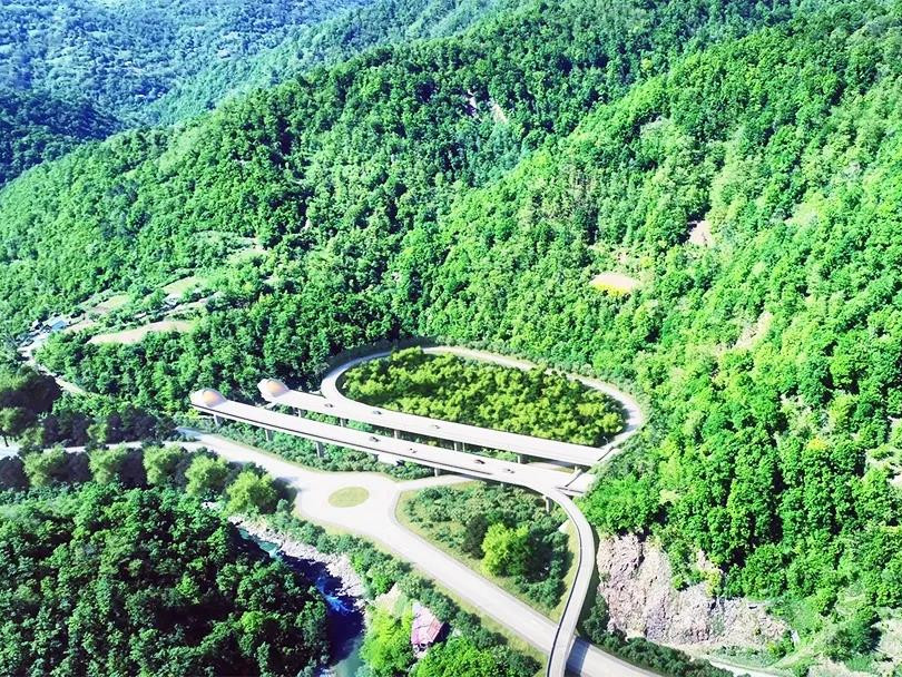 The left tunnel of the first tunnel of the Georgian E60 highway runs ...
