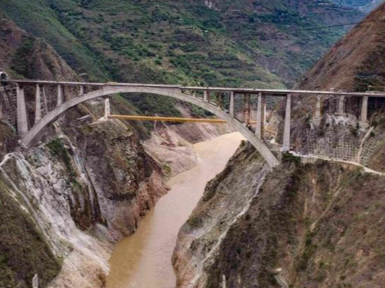 Completion of the main project of the Lancang River Bridge on the Darui ...