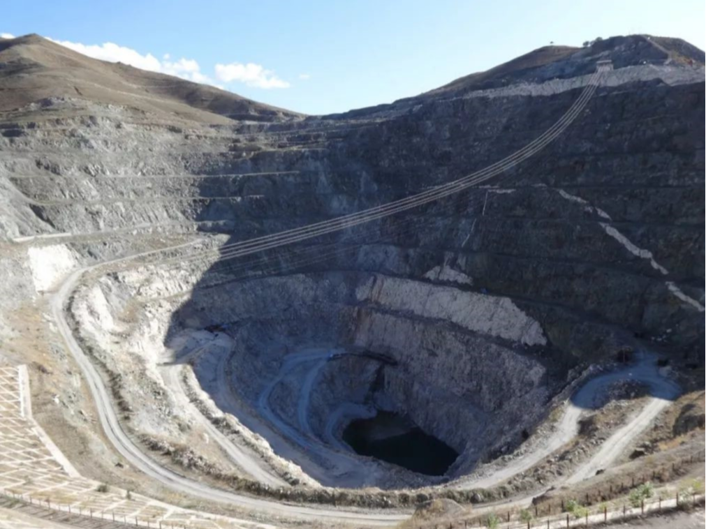 Bolivia's largest mine ceases production again due to covid-19--Seetao