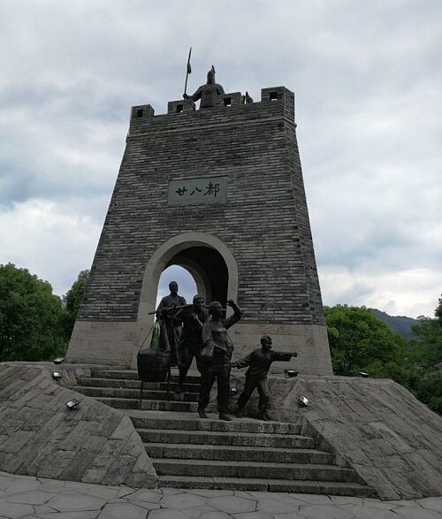 The mysterious ancient town under Xianxia Pass-Nianbadu Ancient Town ...