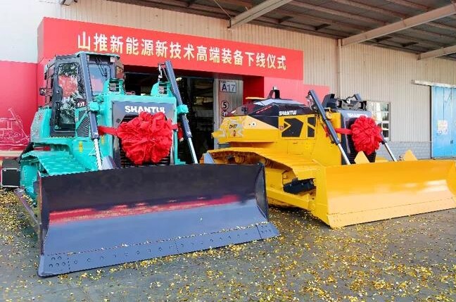 Shantui's pure electric and unmanned bulldozers roll off the assembly ...
