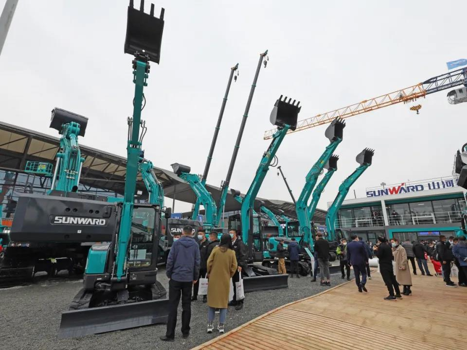 Sunward Smart shines at Bauma Shanghai 2020--Seetao