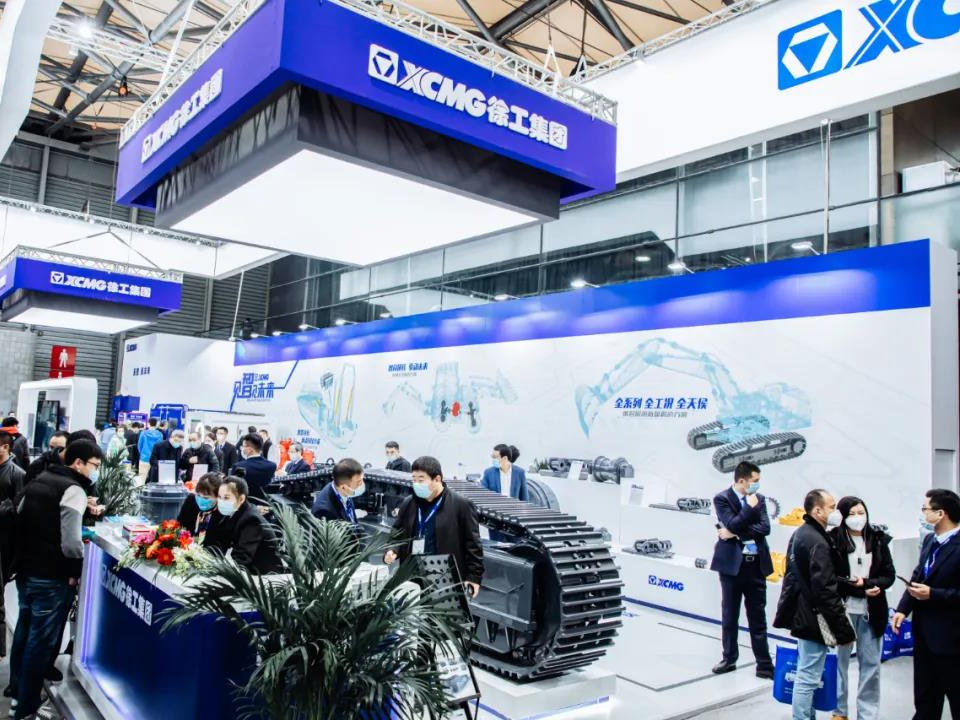 XCMG's full range, all working conditions, all weather releases ...