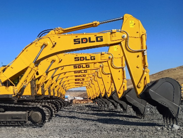 تم تسليم حفارات SDLG 10 E6500F الكبيرة لعملاء Mengxi الرئيسيين--Seetao