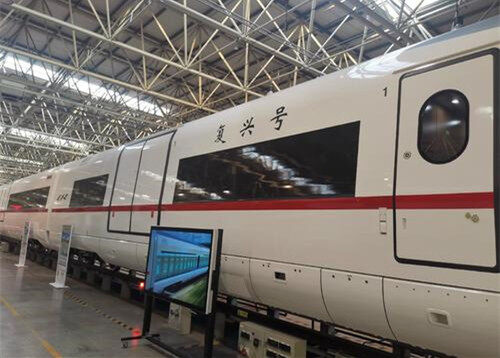 The world's 350km/h high-speed cargo sports car set off the assembly ...