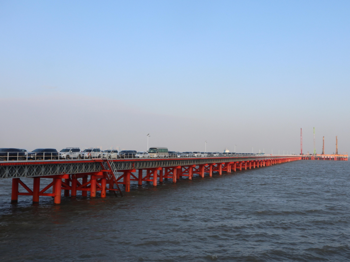 XCMG assists the construction of the Guangdong-Hong Kong-Macao Greater Bay Area--Seetao