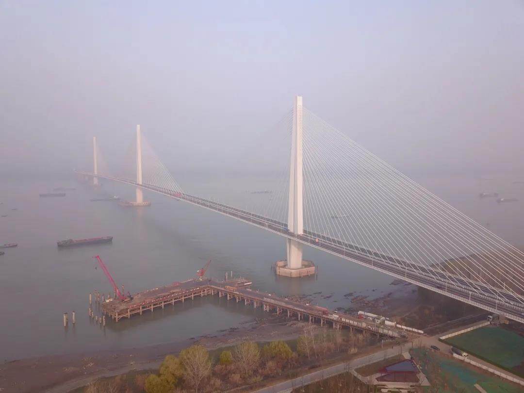 Two Nanjing bridges under construction by China Railway Baoqiao opened ...