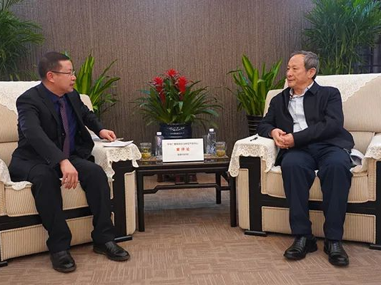 CCTV interview with Wang Min from XCMG (Part 1)--Seetao