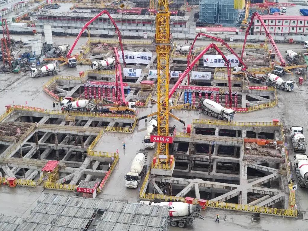 The highest double tower building under construction in Shanghai--Seetao