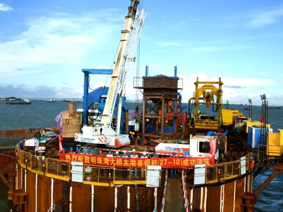 Aspiring the world's first cross! China Pearl Bay Bridge closing--Seetao