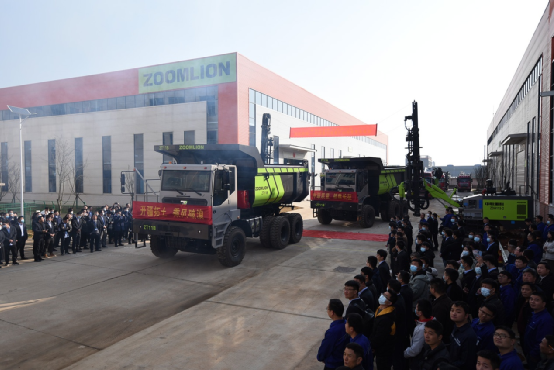 On a new journey! Zoomlion started off with shipments exceeding 1.1 ...