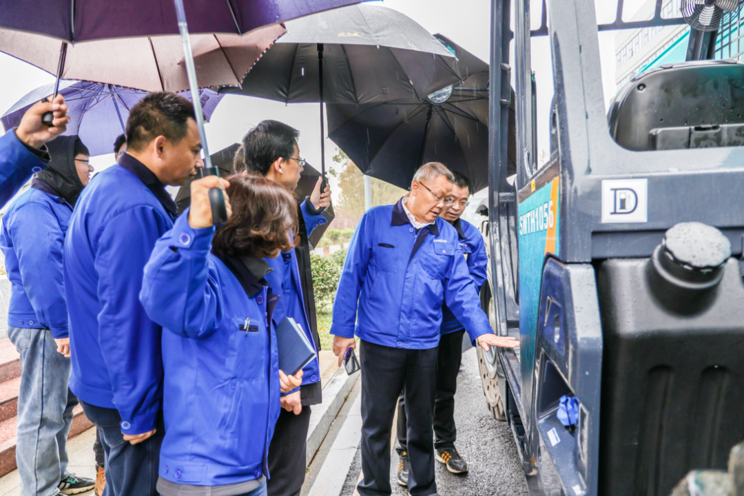 Sunward SWTH1056 Telescopic Forklift New Machine Rolled Off the Line ...