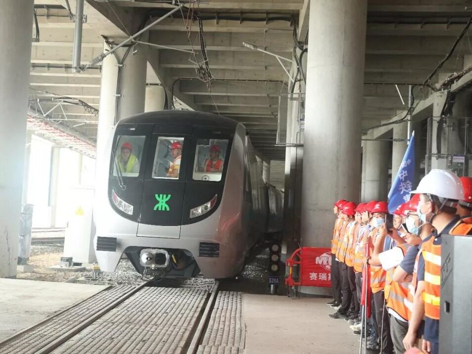 Shenzhen's first driverless smart subway line officially picks up--Seetao