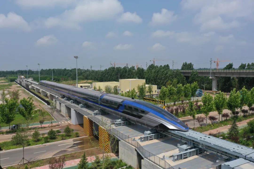 The 600 km/h maglev train rolled off the line in CRRC--Seetao