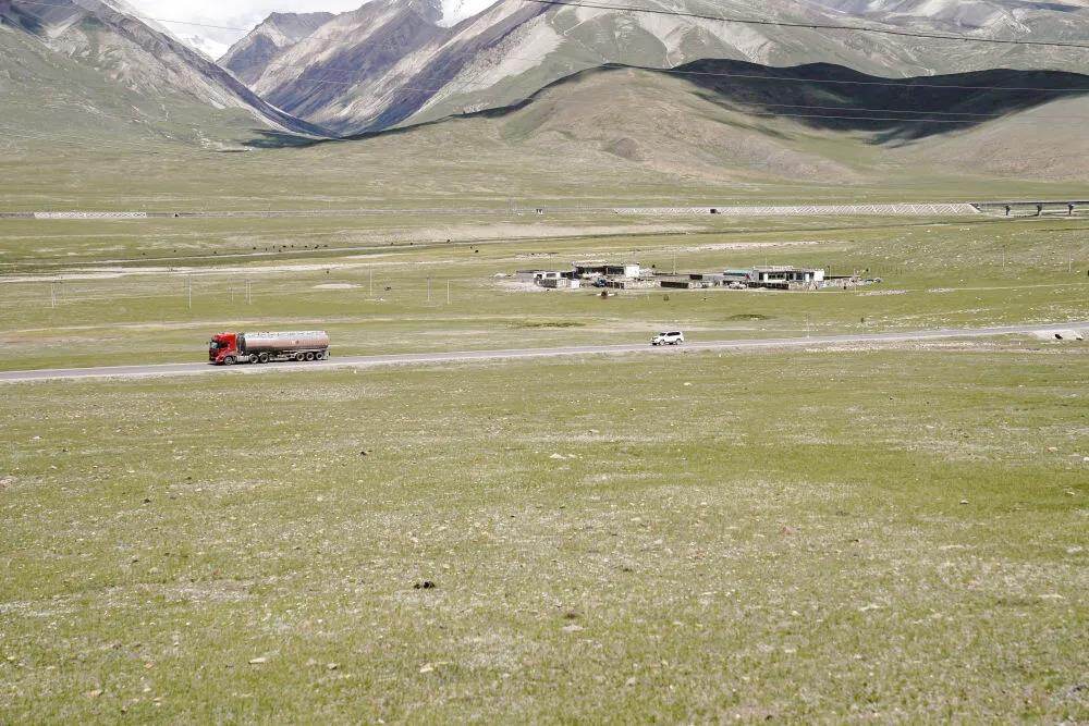 Tibet traffic has achieved a historic leap--Seetao