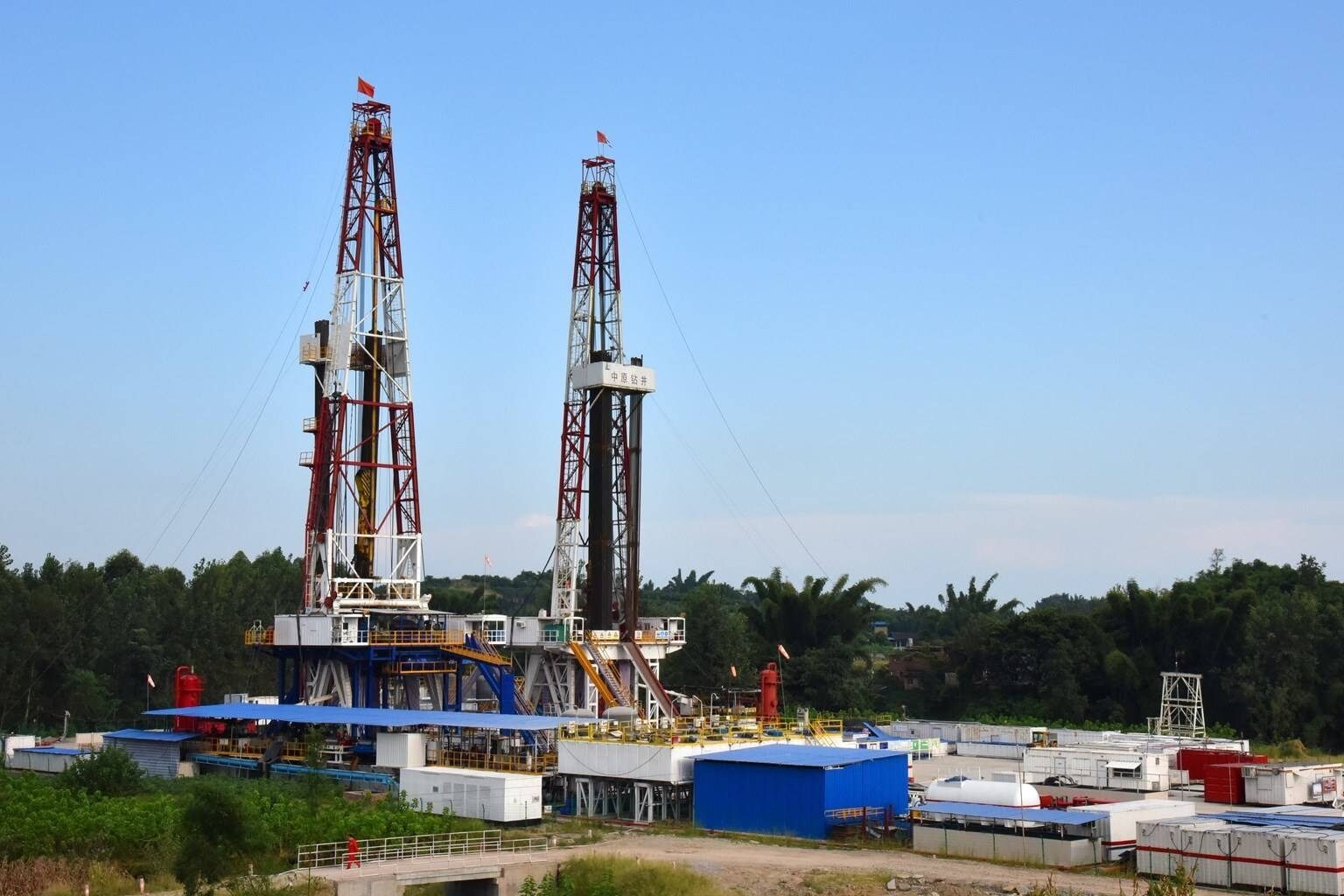 China Communications International and Sinopec Petroleum signed an ...