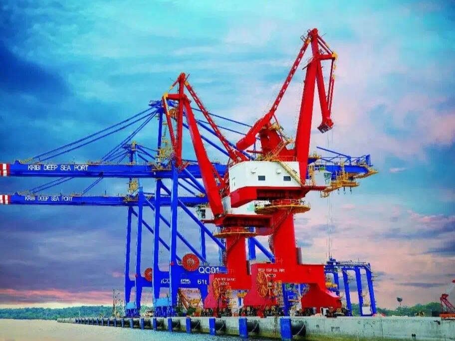 يخطط بنك التنمية الأفريقي لاستثمار 219 مليار فرنك أفريقي في ميناء كريبي