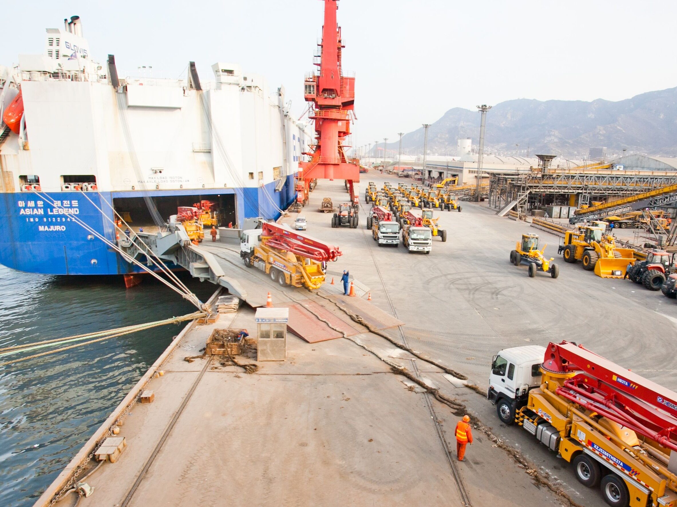 Internationalization of China's construction machinery layout--Seetao
