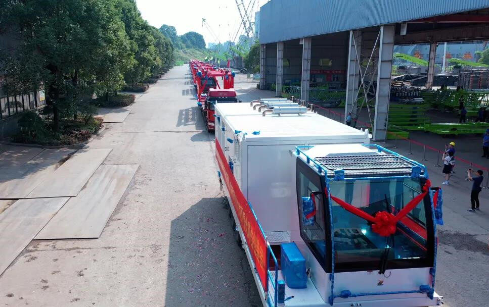 Zoomlion's large-tonnage crawler crane goes to sea in Turkey--Seetao