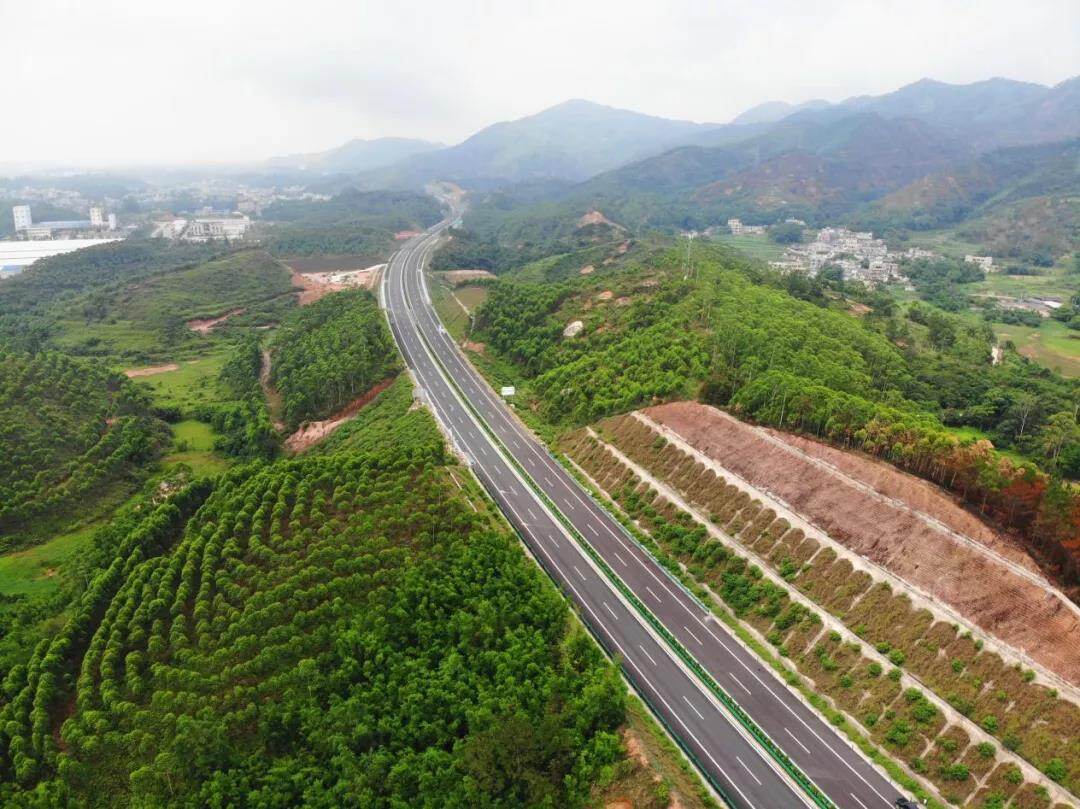 China Communications builds a new channel for Guangxi to go to sea--Seetao