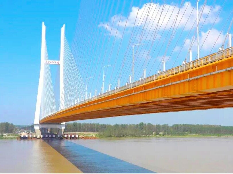 Chibi Yangtze River Highway Bridge completed and opened to traffic--Seetao
