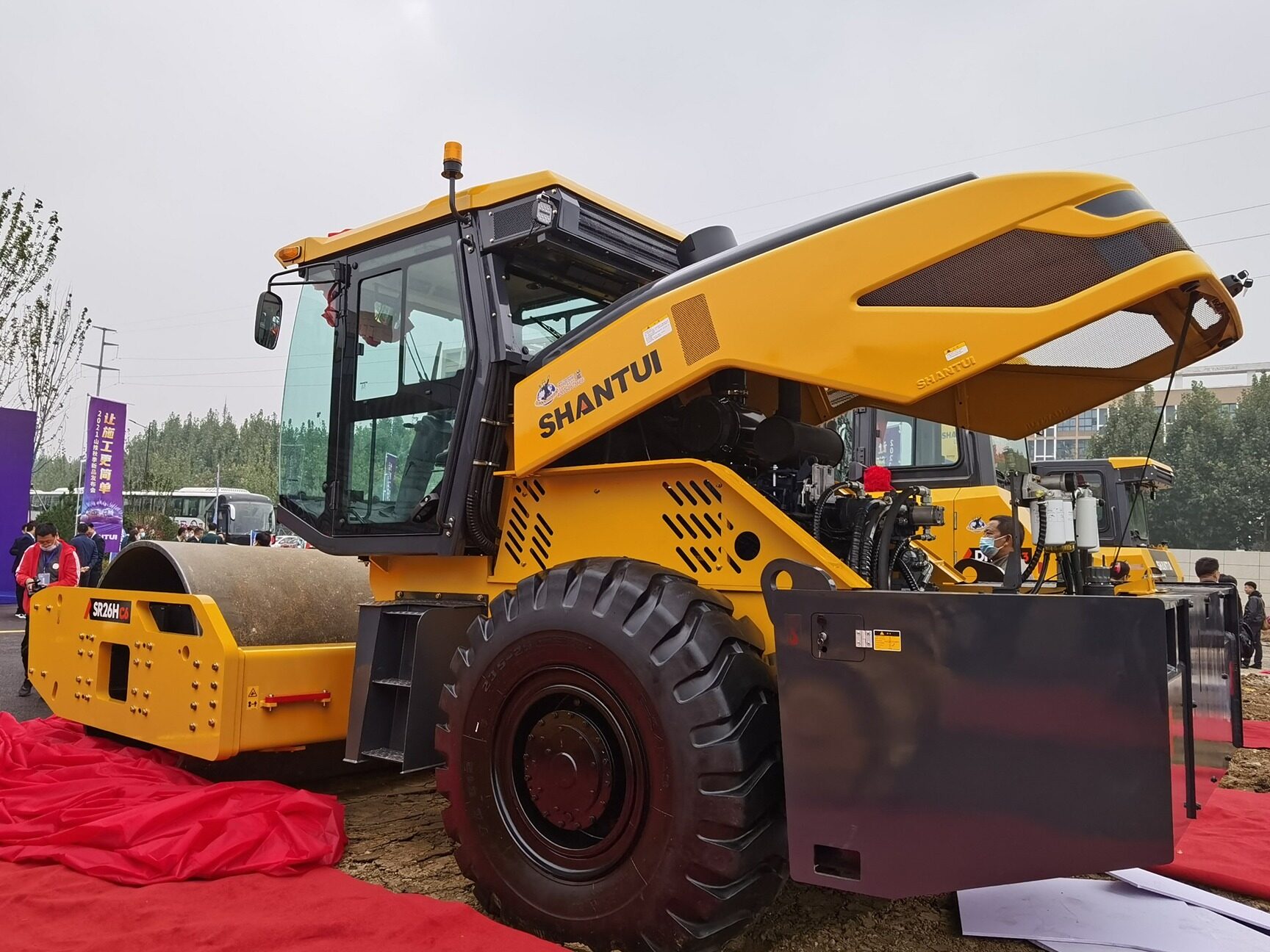 The 2021 Shantui autumn new product launch conference is grandly held ...