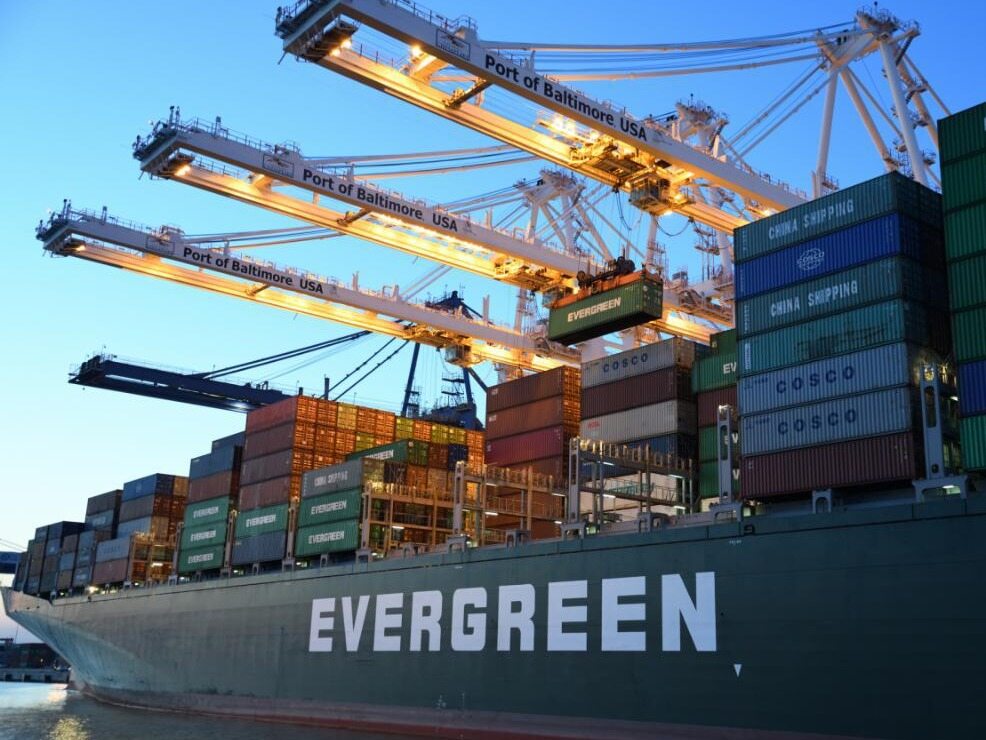 Abu Dhabi and AD Ports Group sign agreement to develop Taziz port ...