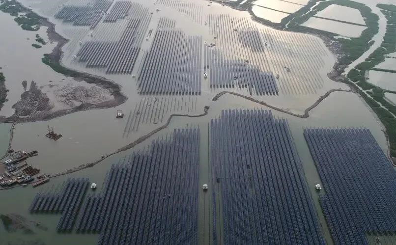 Huaneng's Qinggang Photovoltaic Power Station generates power!--Seetao