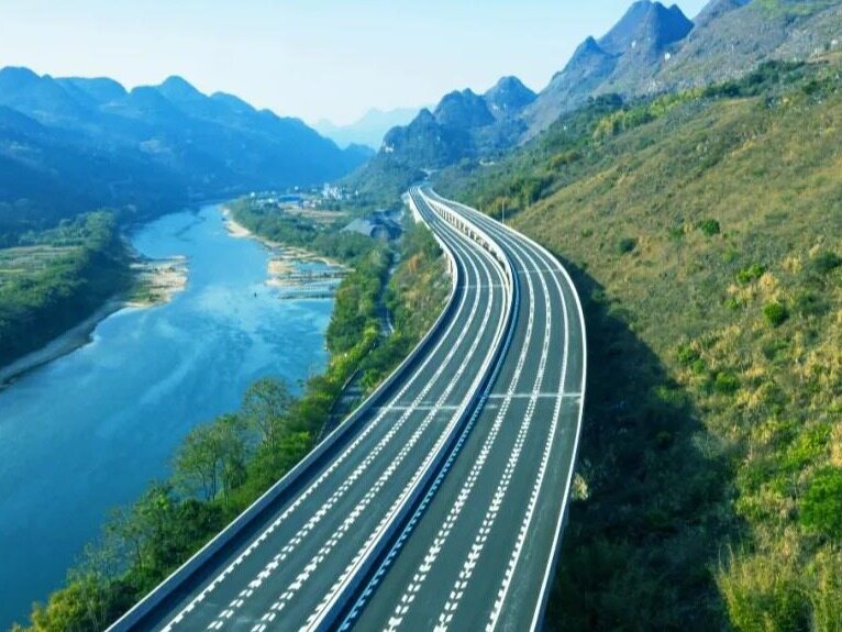 Synchronous opening of Guanglian Expressway and Linlian Expressway--Seetao