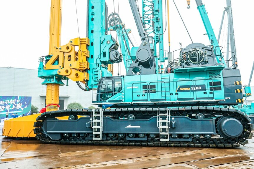 The world's largest rotary drilling rig rolls off the assembly line--Seetao