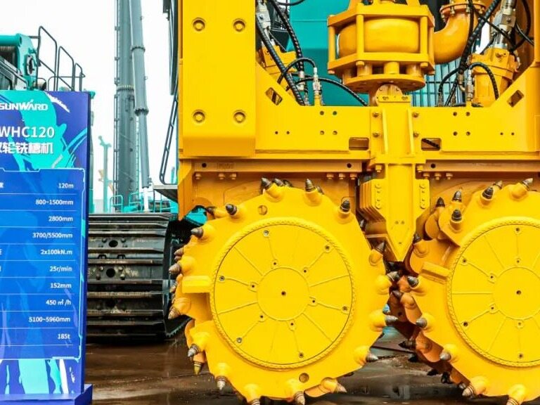 Sunward's first dual-wheel slot milling machine was released--Seetao