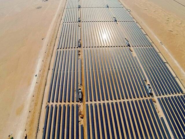 $559 million! Dubai ramps up capacity at large solar park project--Seetao