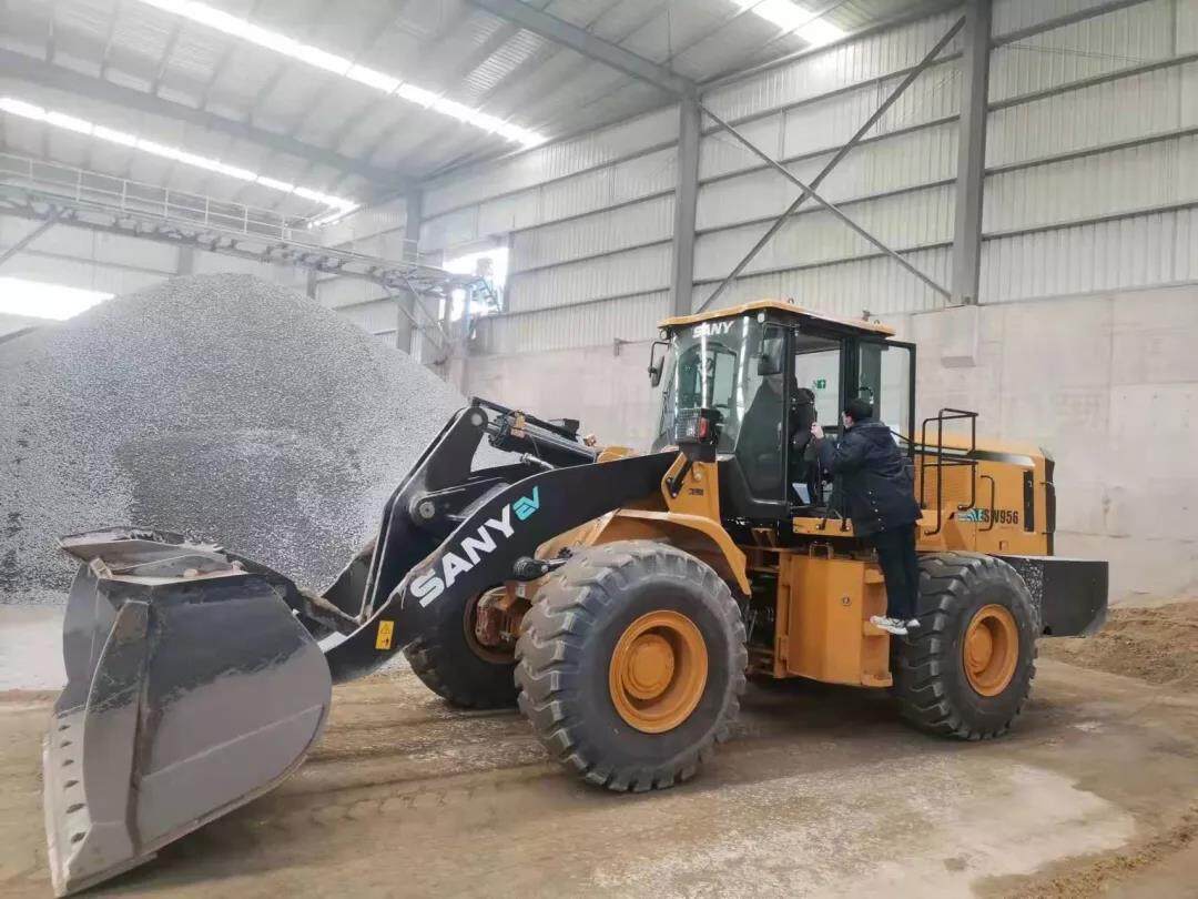 New energy, new forces! SANY electric loader SW956E shocks the market ...