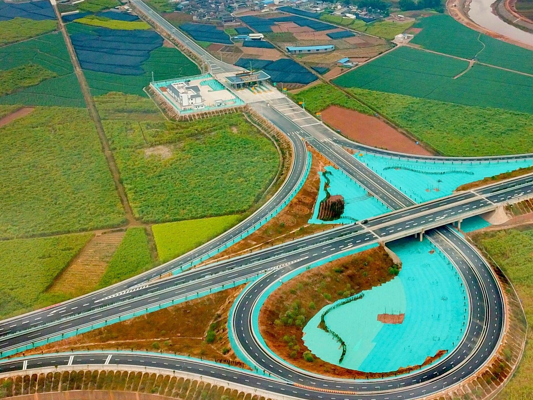 Guangdong's major transportation projects are in full swing--Seetao