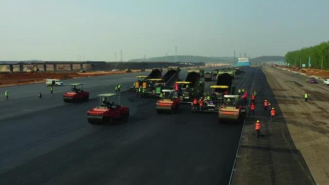 Wirtgen VӦGELE+HAMM boutique builds Wuhan ICV test field--Seetao