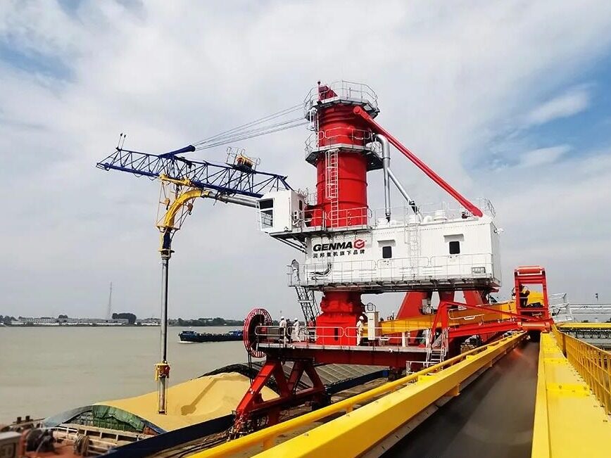 Genma pneumatic grain ship unloader commissioning completed--Seetao