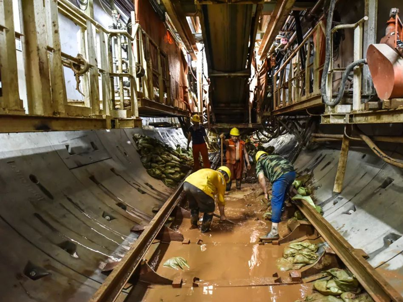 Chengdu has 8 subways and 2 S lines coming--Seetao