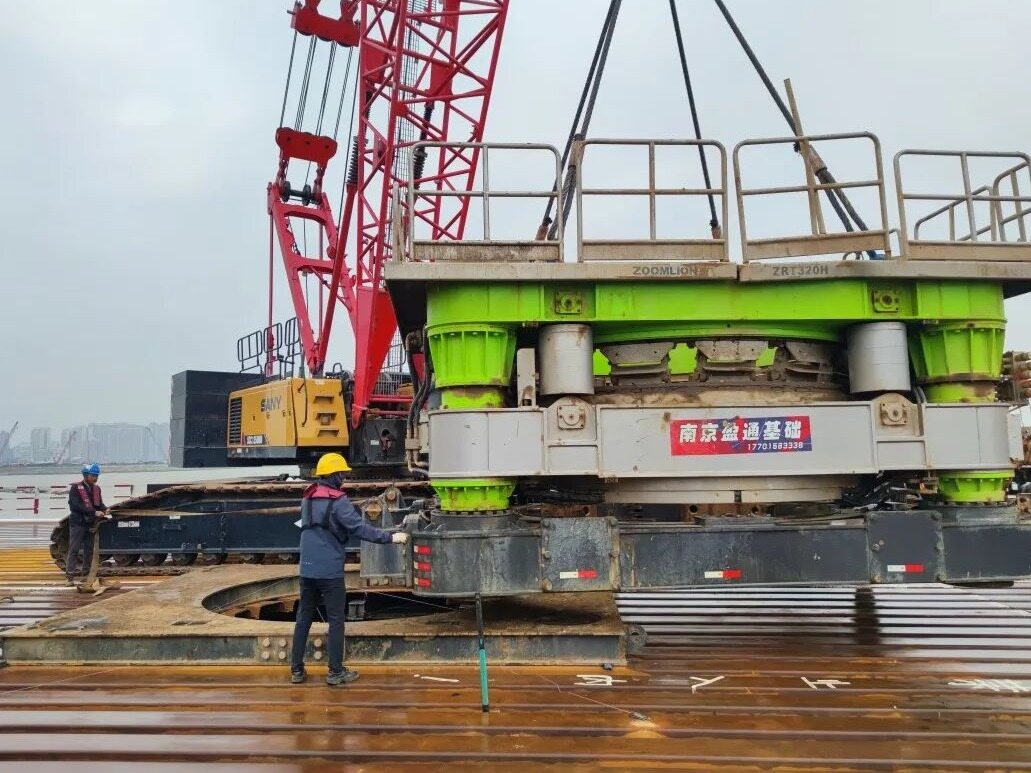 Zoomlion helps build the fourth Macau-Taipa sea-crossing bridge in ...