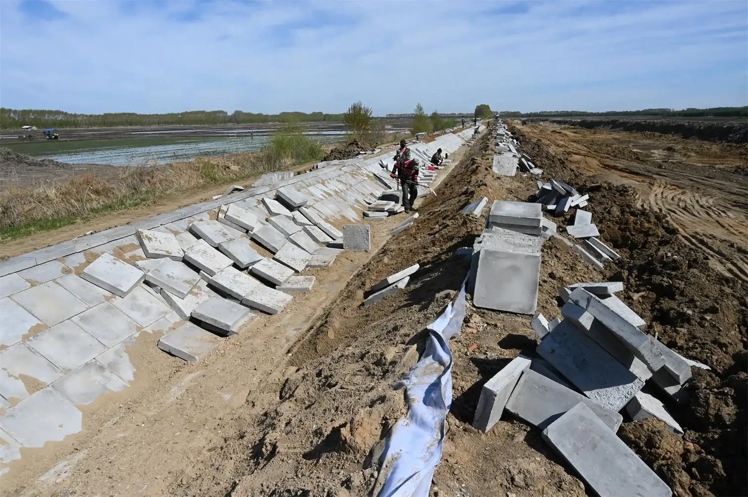 Speed up the construction of 32 large-scale irrigation areas--Seetao