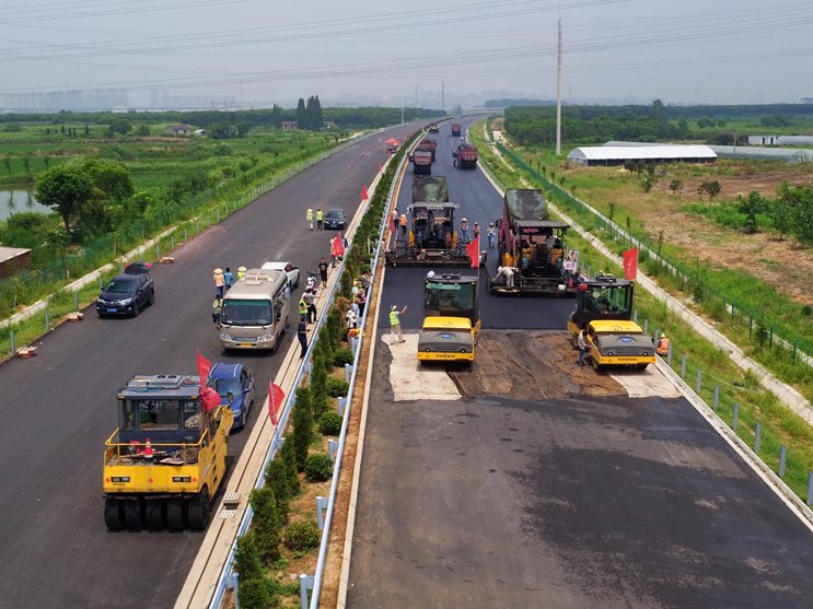 Hubei Province Wutianyi Expressway Jingmen Section is about to start ...