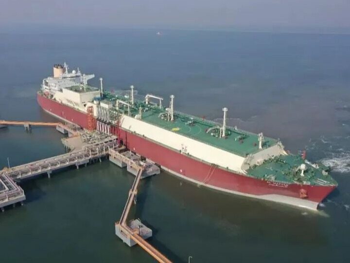 China State Shipbuilding Corporation signed an order for 100 ships of ...