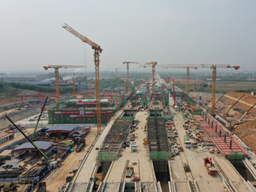 The main project of Guangxi Nanning North Railway Station is fully ...
