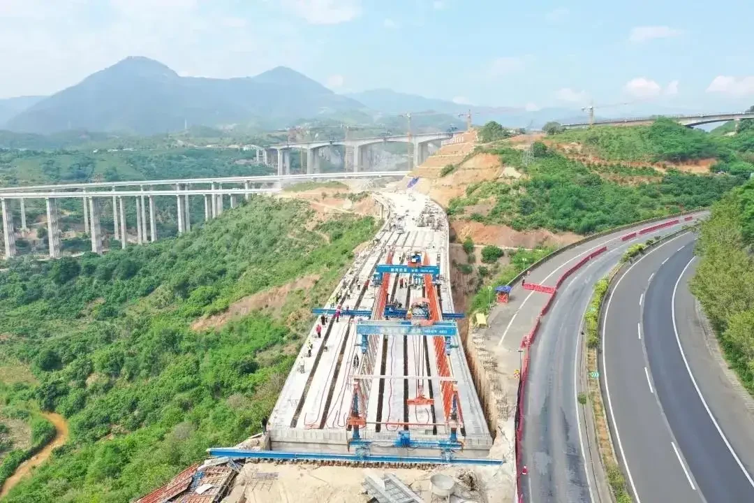 Qingdao announces 21 major transportation infrastructure projects--Seetao