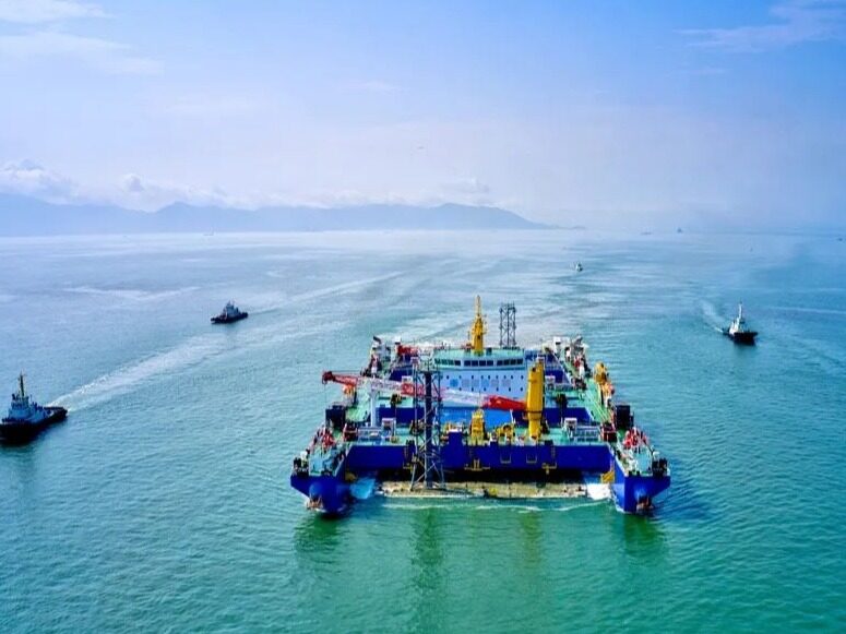 The E18 pipe section of the deep and middle channel has completed the ...