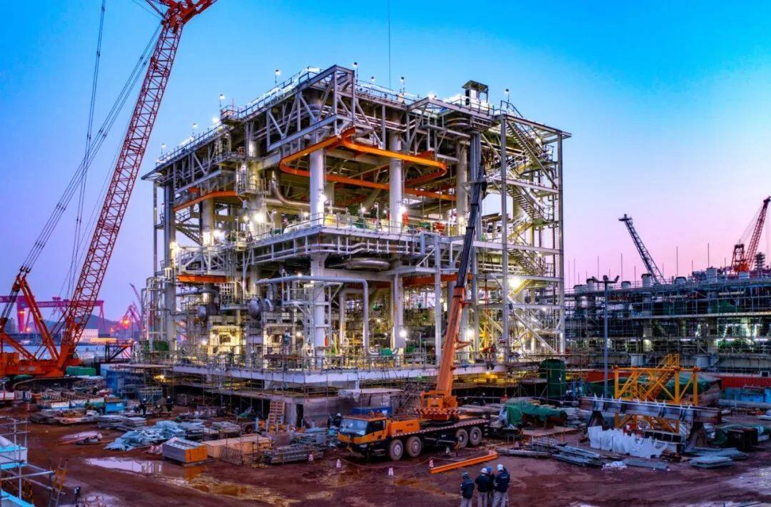 The world's first integrated LNG core process module was delivered to ...