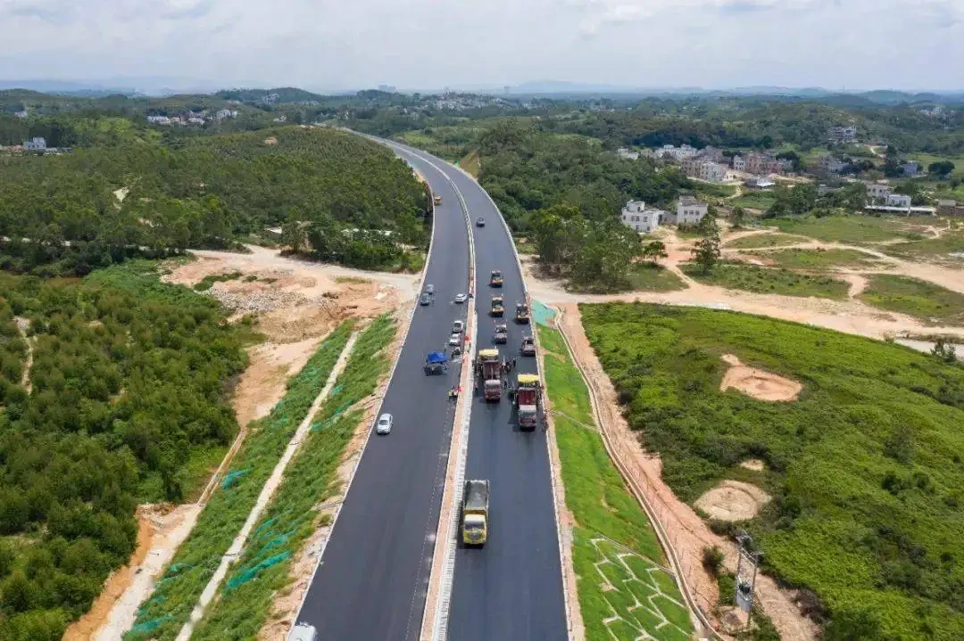 35 expressways planned and under construction in Hubei in 2022--Seetao
