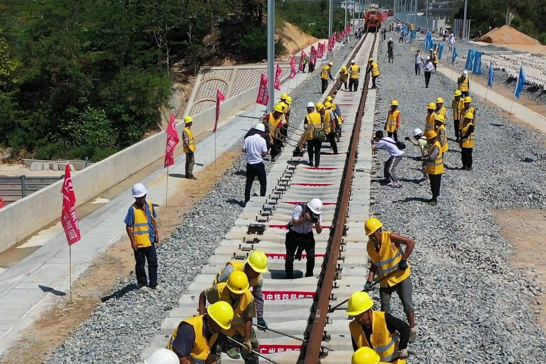 National high-speed and express railway construction planning project ...