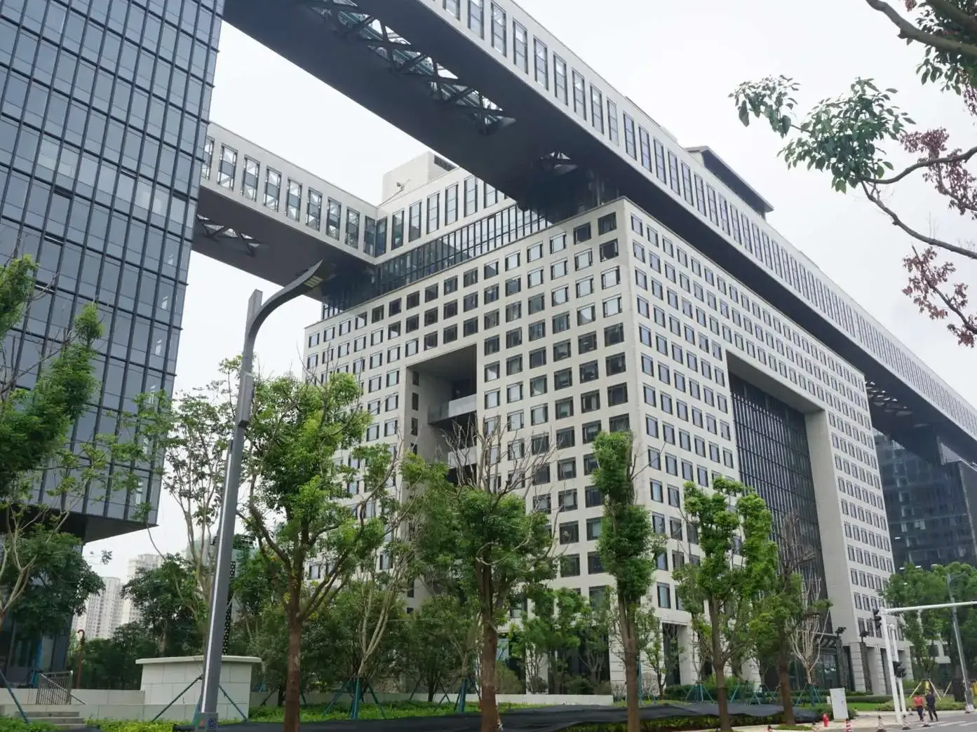 Why is the China Construction Third Bureau firmly in the vanguard ...