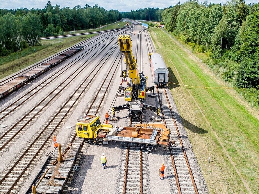 Baltic Railway launches tender for 870km network power project--Seetao